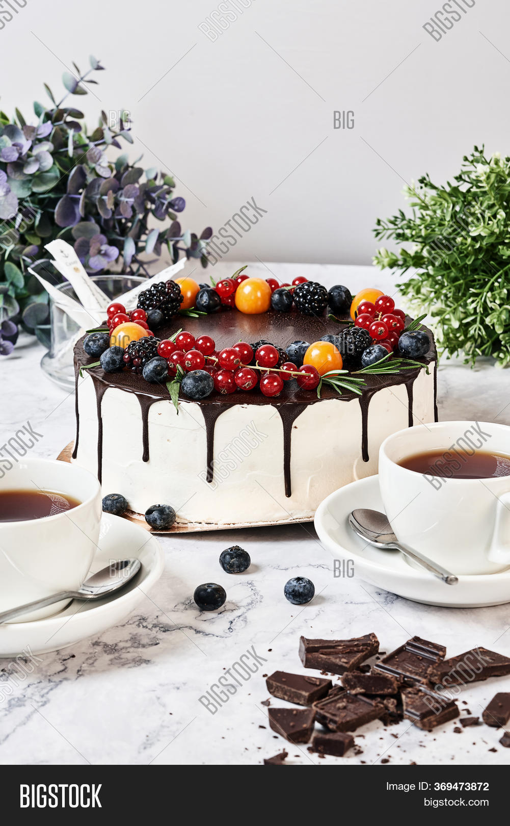 Round White Cake, Image & Photo (Free Trial) | Bigstock