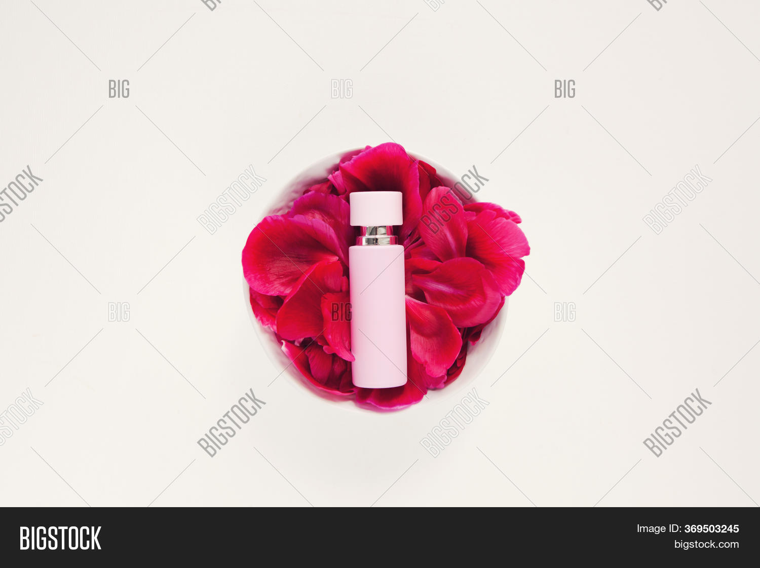 Pink Perfume Spray Image & Photo (Free Trial) | Bigstock