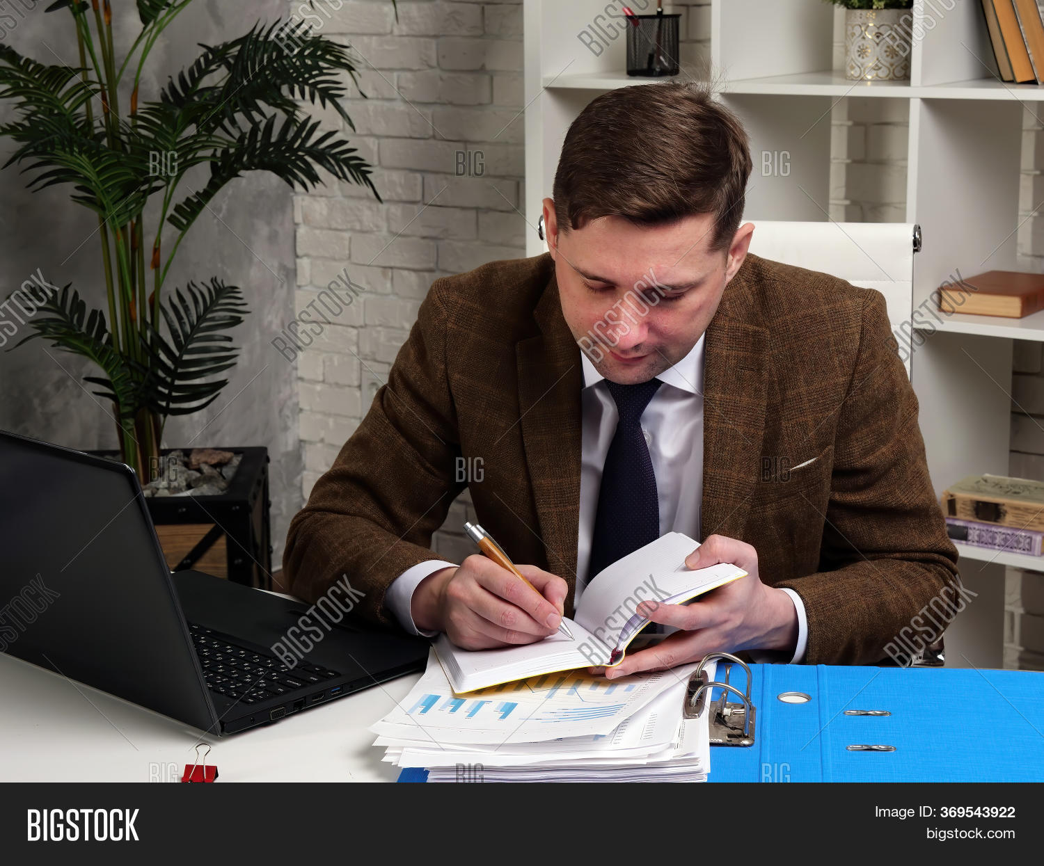 Man Suit Making Notes Image & Photo (Free Trial) | Bigstock