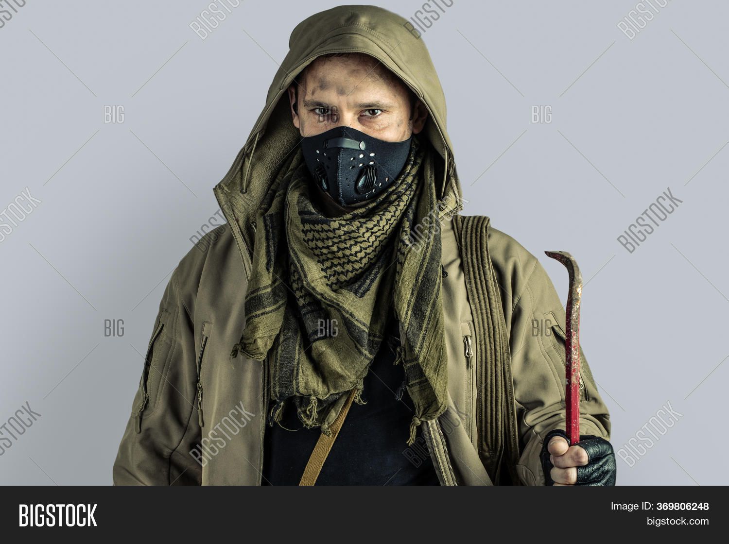 Man Burglar Crowbar Image & Photo (Free Trial) | Bigstock