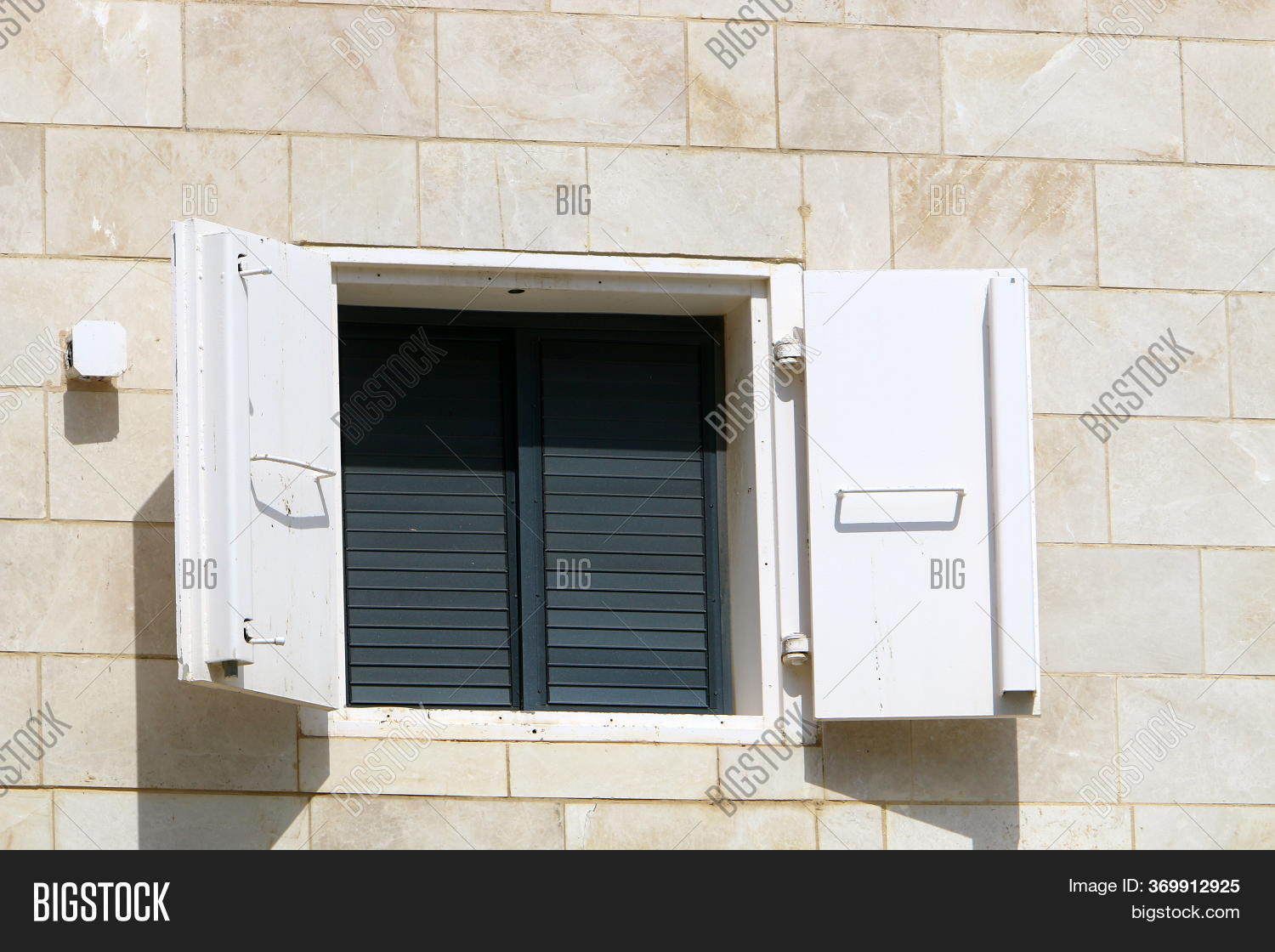 Small Window Big City Image & Photo (Free Trial) | Bigstock