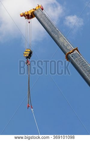 Mobile Crane Boom Hook Image & Photo (Free Trial) | Bigstock