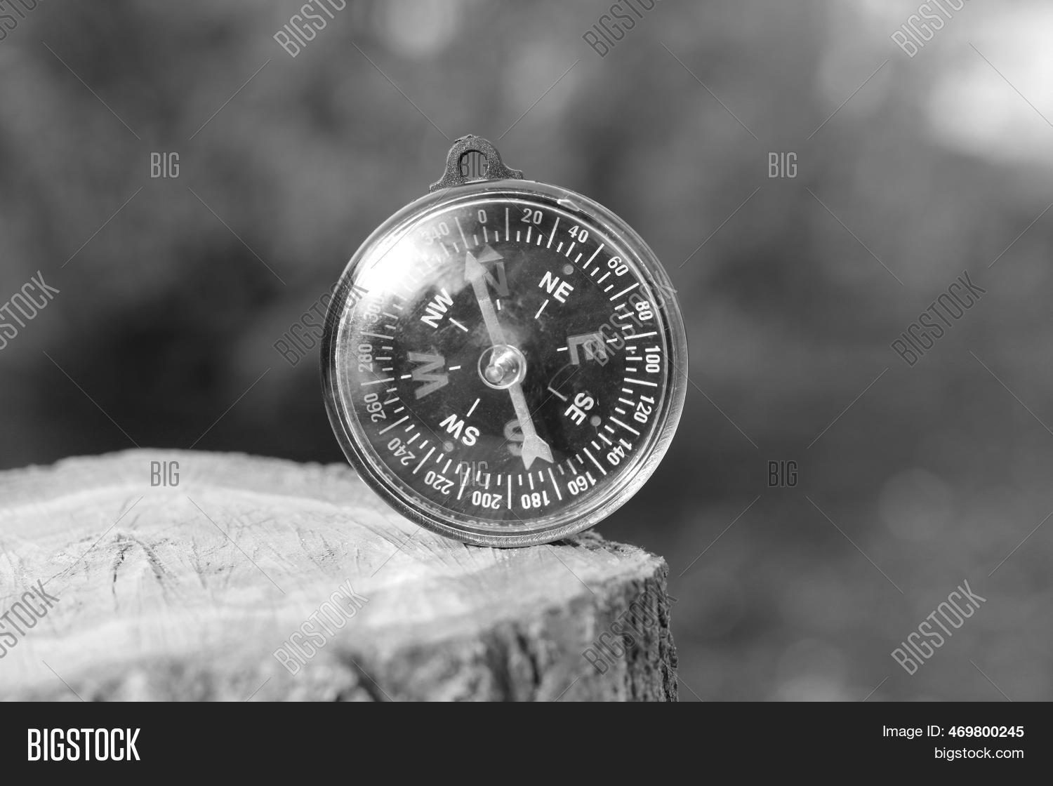 Round Compass On Image & Photo (Free Trial) | Bigstock