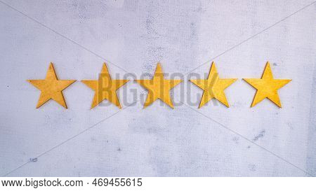 Row Gold Stars Images, Illustrations & Vectors (Free) - Bigstock