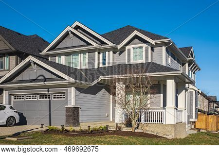 Real Estate Exterior Image & Photo (Free Trial) | Bigstock