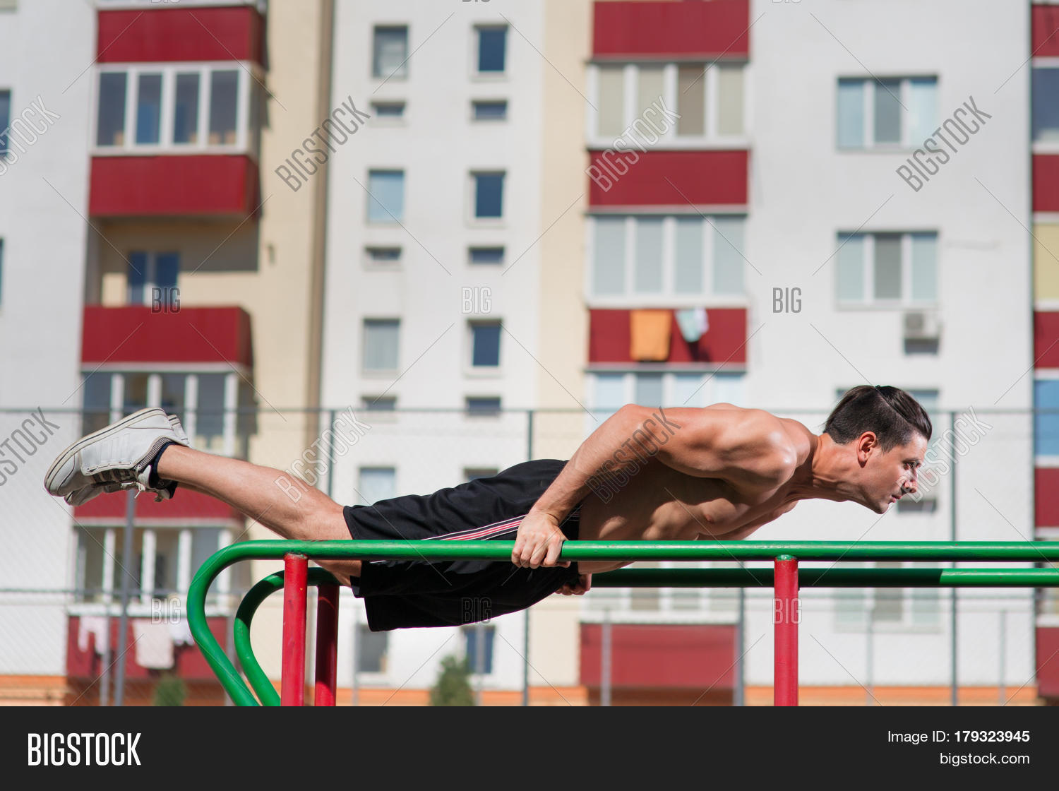 Fit Man Workout Out Image & Photo (Free Trial) | Bigstock