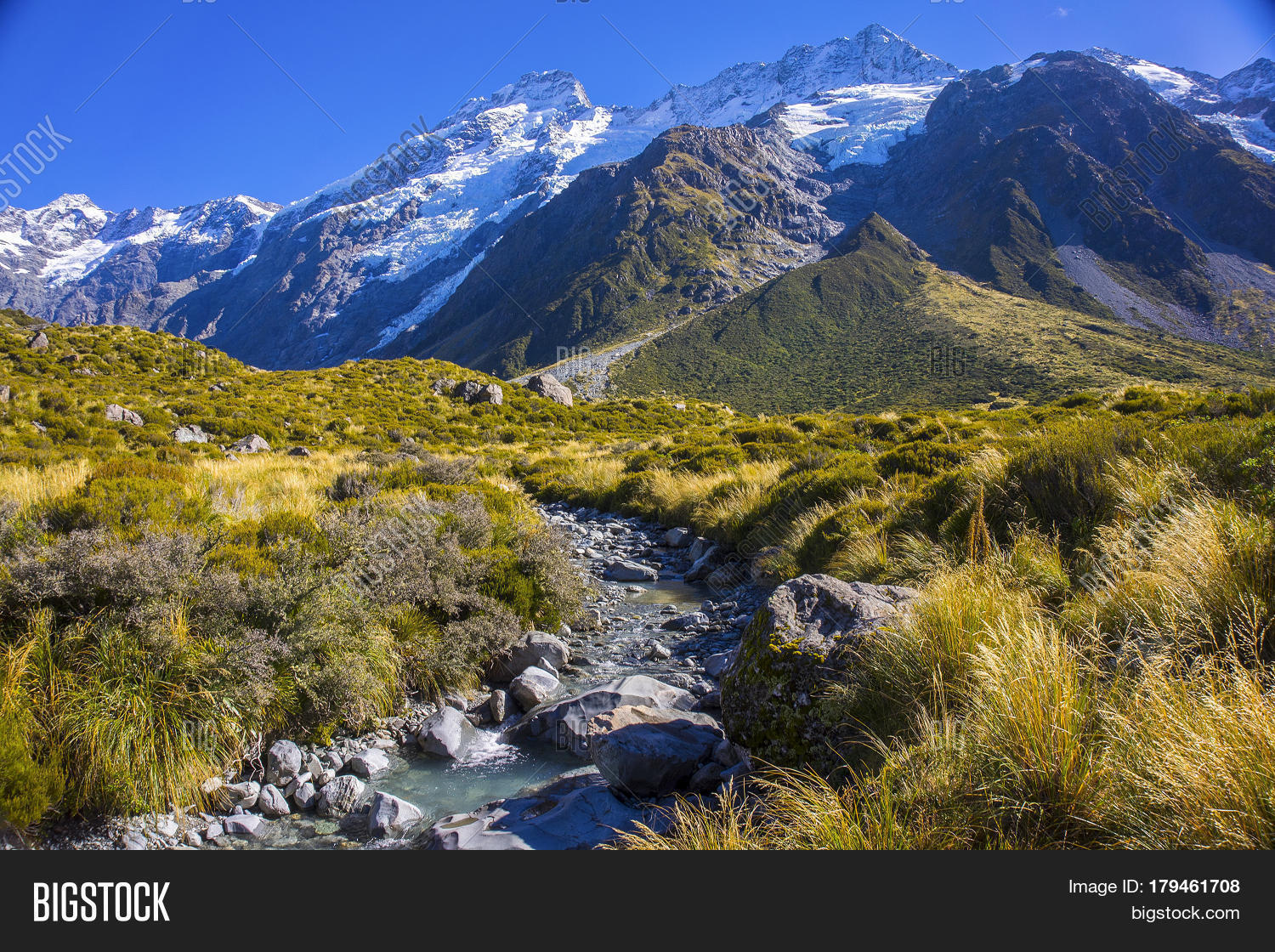 Mount Tasman Valleys Image & Photo (Free Trial) | Bigstock