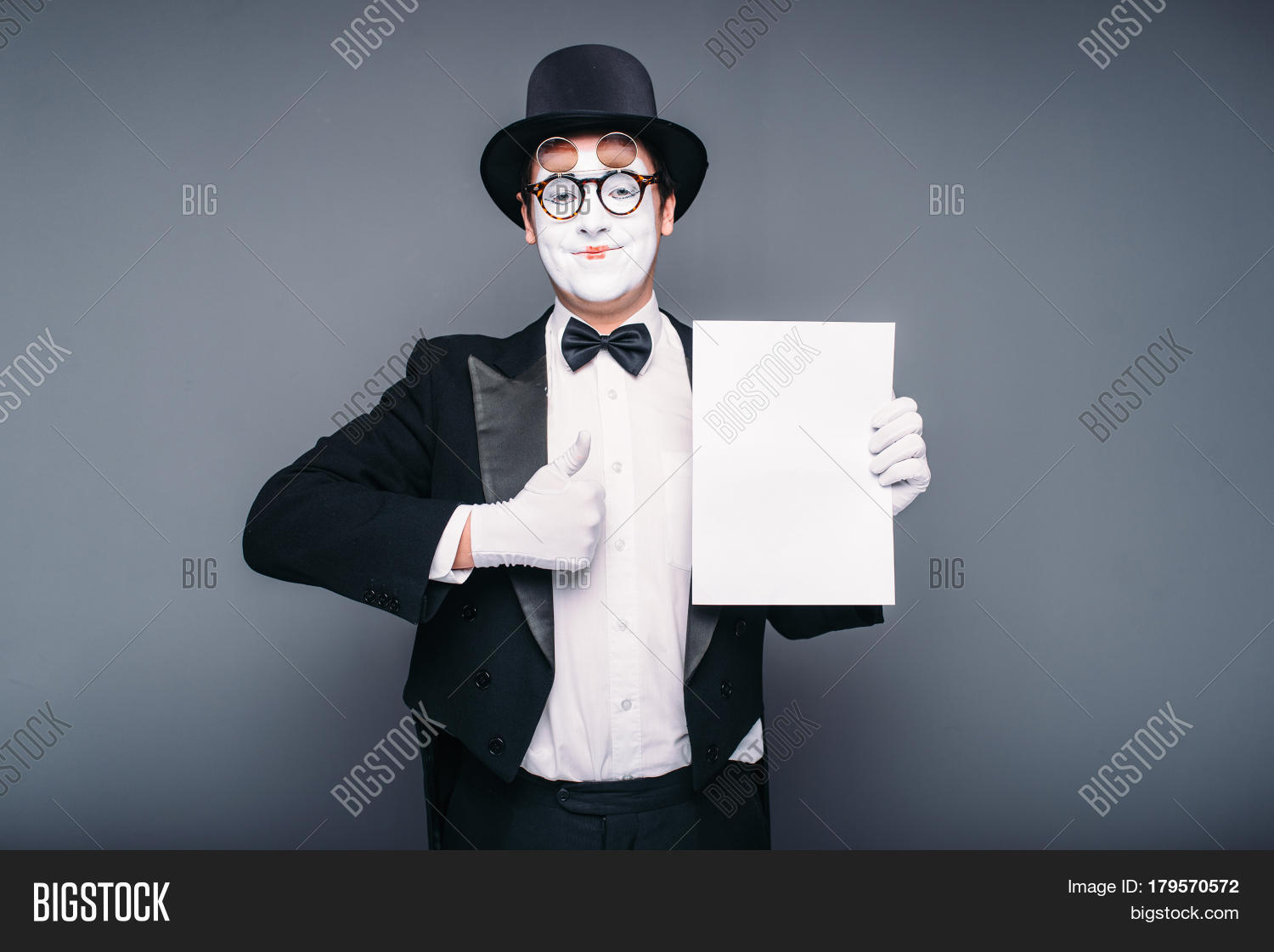 Pantomime Actor Image & Photo (Free Trial) | Bigstock
