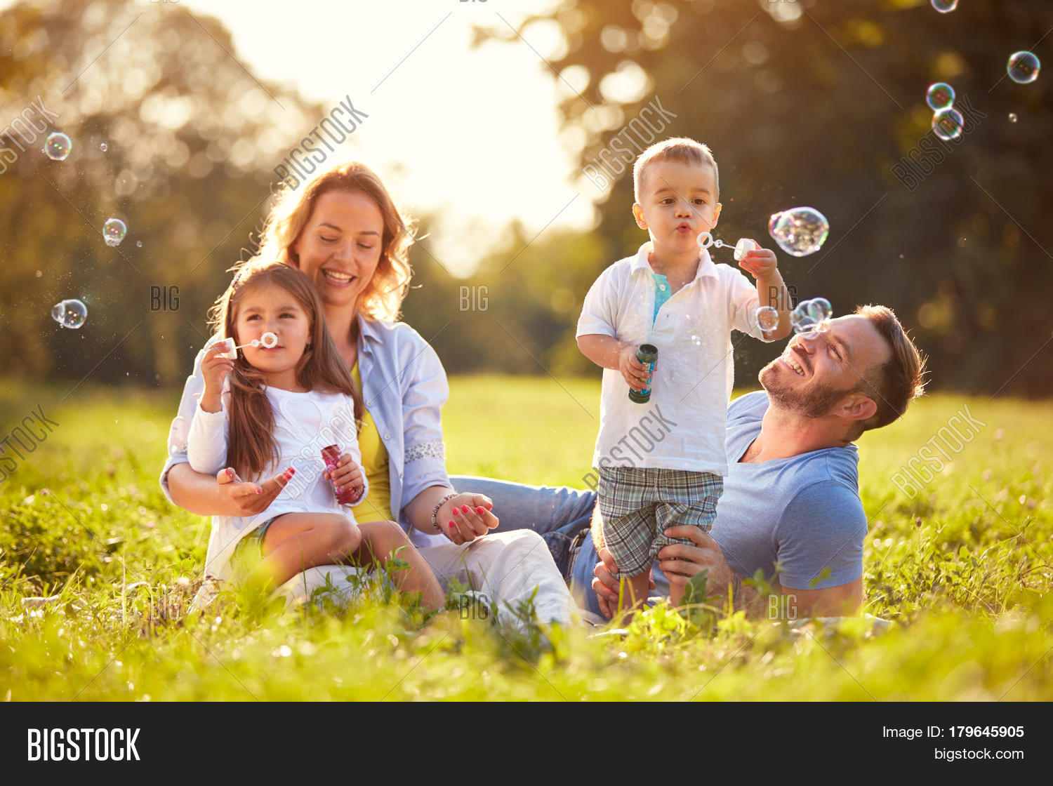 Parents Children Image & Photo (Free Trial) | Bigstock