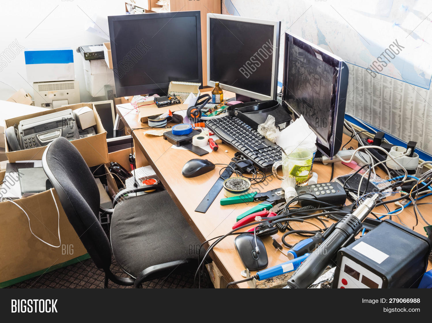 Messy Desktop Stacks Image & Photo (Free Trial) | Bigstock