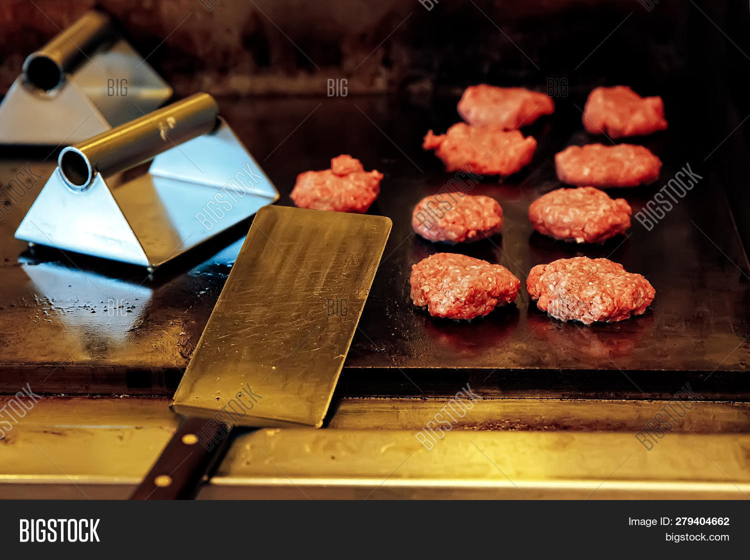 Cooking Burgers Image & Photo (Free Trial) | Bigstock