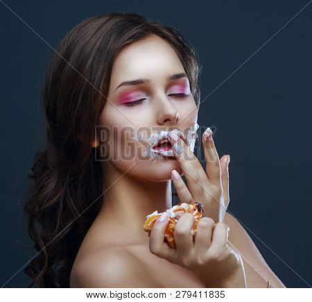 Beautiful Model Eating Image & Photo (Free Trial) | Bigstock