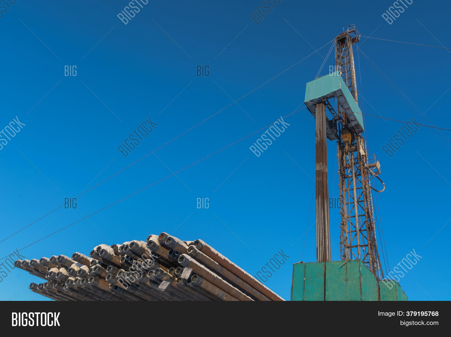 Drilling Deep Well Image & Photo (Free Trial) | Bigstock