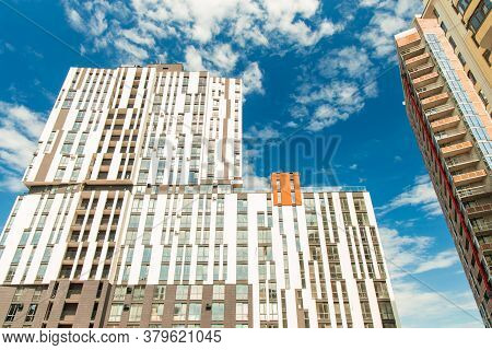Huge Modern Building Image & Photo (Free Trial) | Bigstock