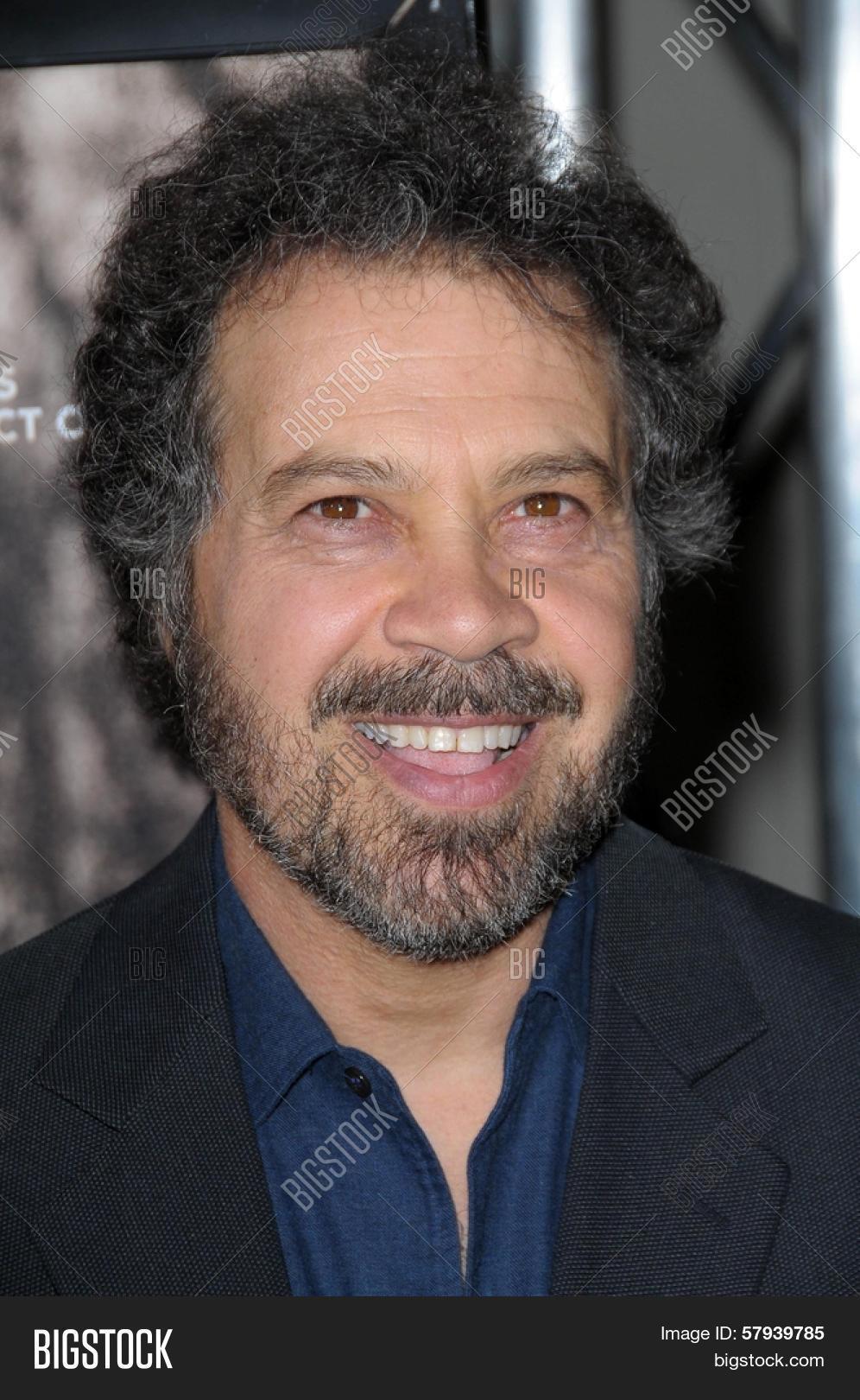 Edward Zwick's Instagram, Twitter & Facebook on IDCrawl