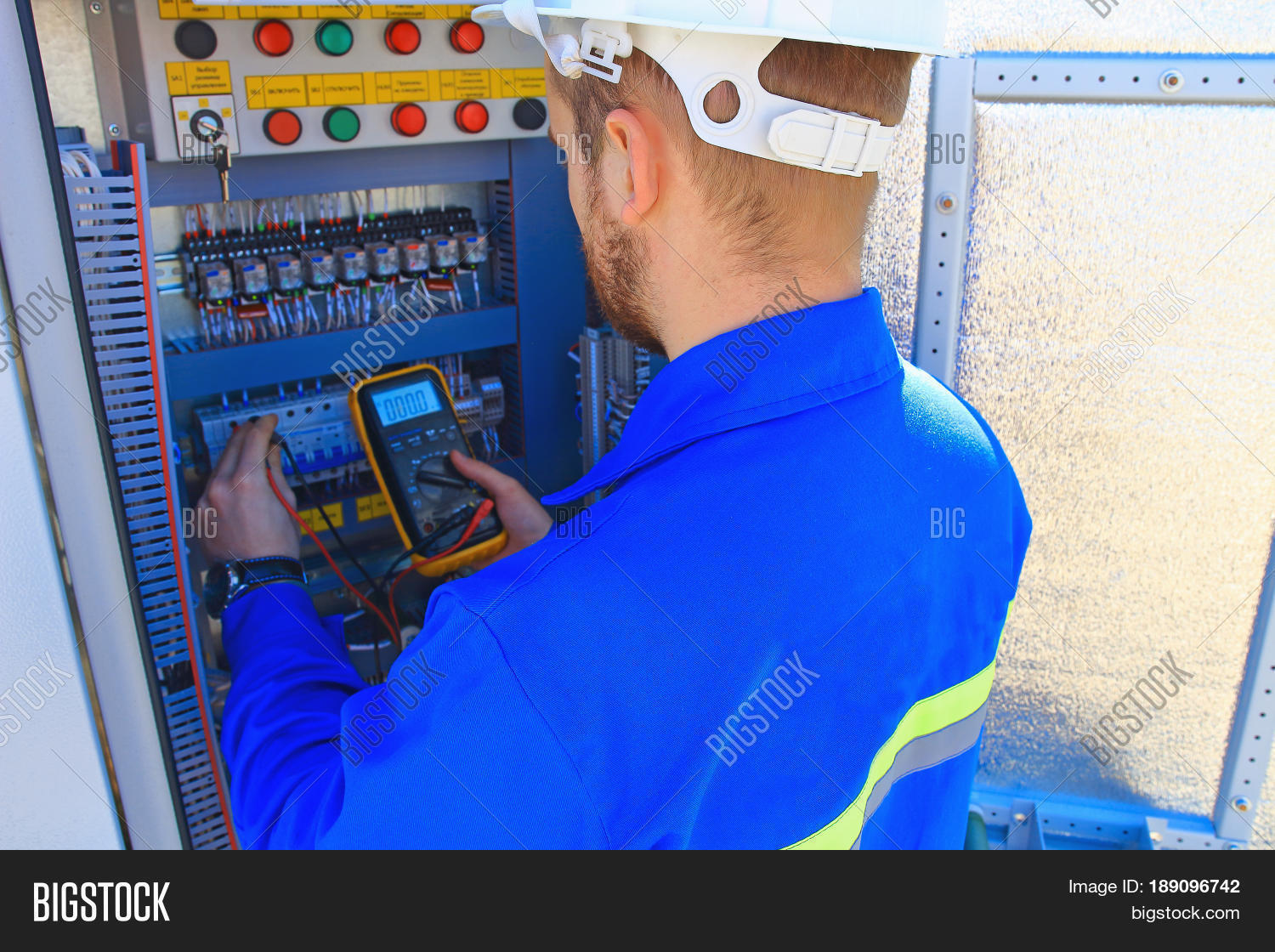 Electrical Engineer Image & Photo (Free Trial) | Bigstock