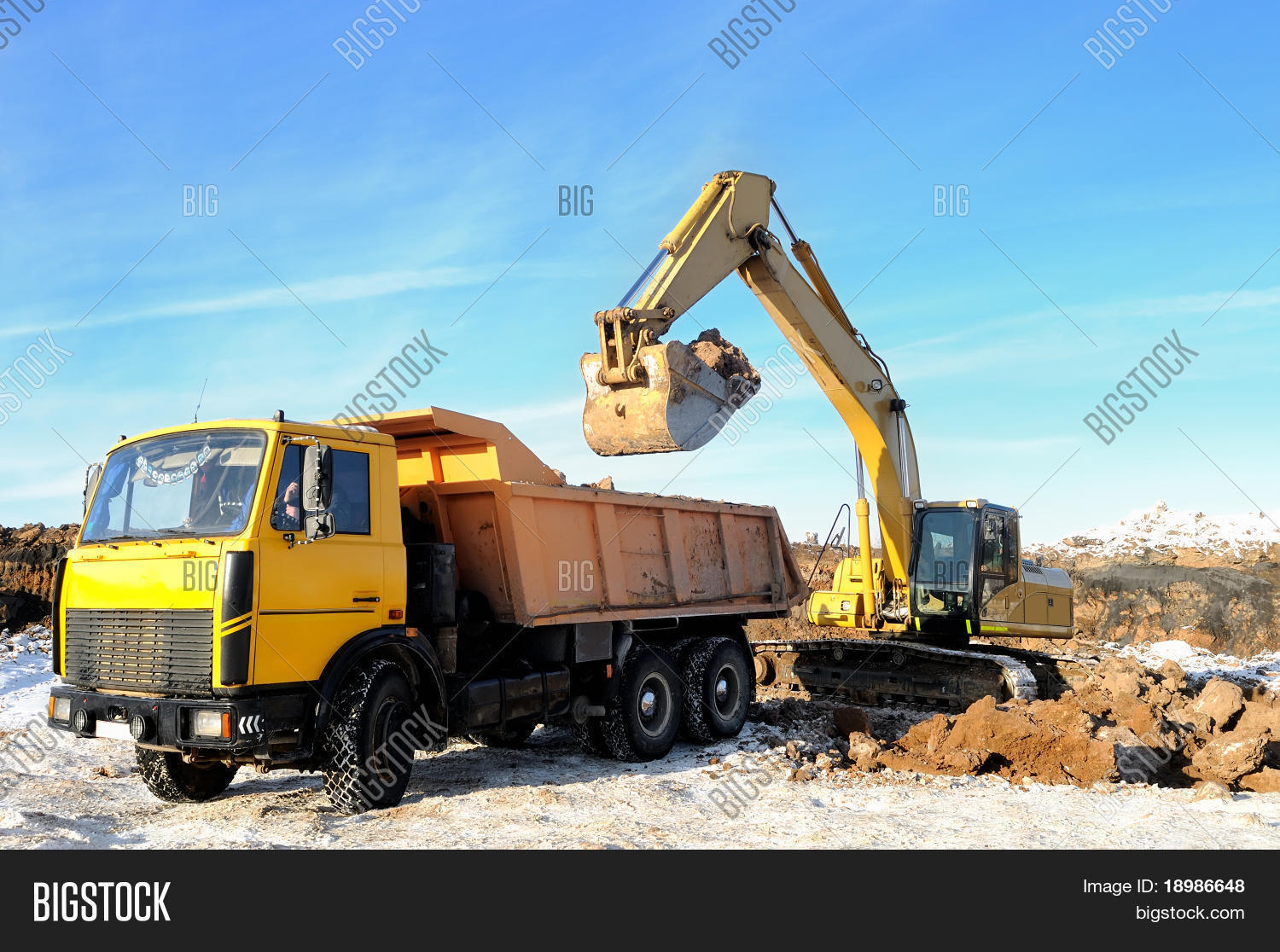 Excavator Loading Dump Image & Photo (Free Trial) | Bigstock