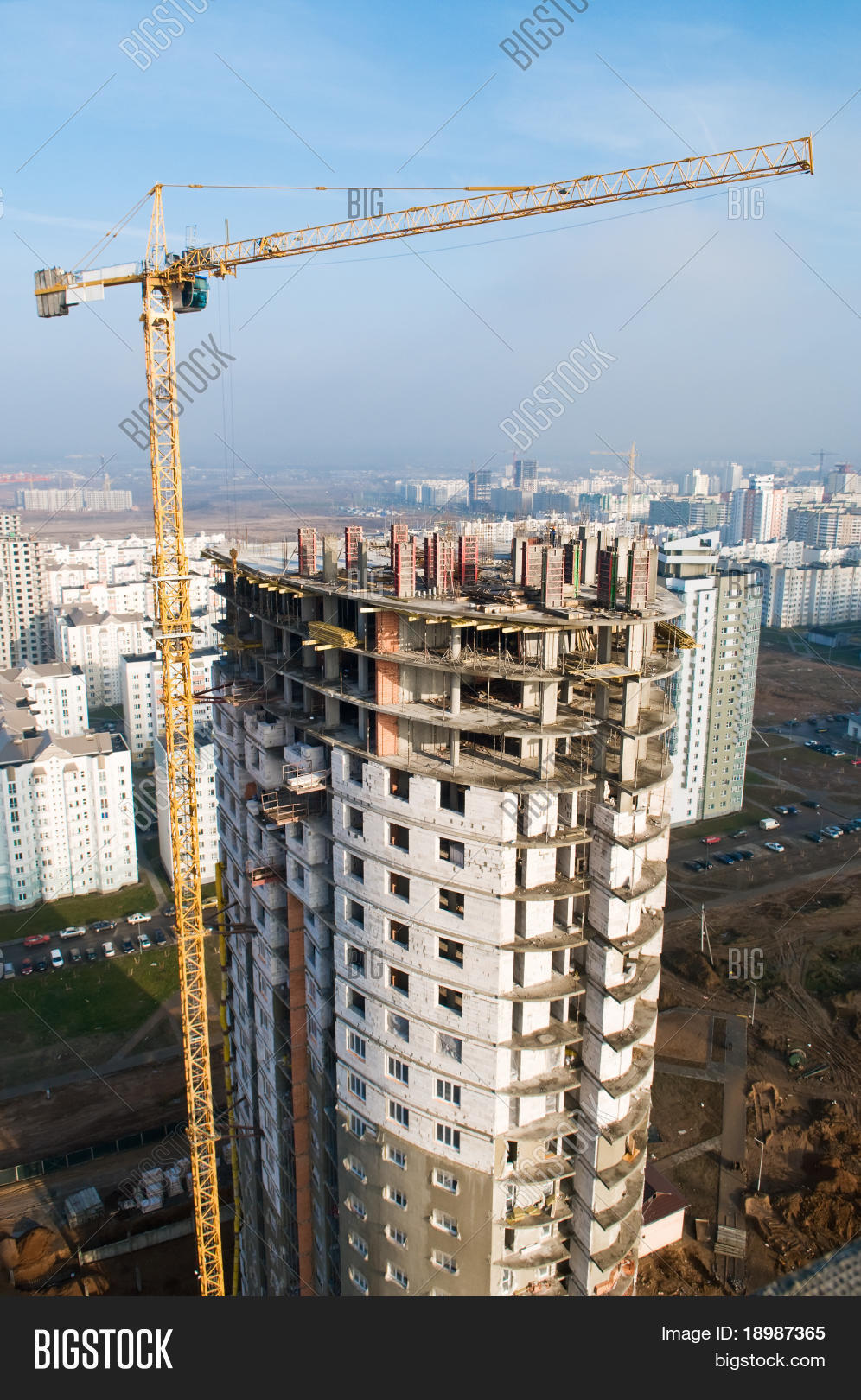 Tower Crane Hoisting Image & Photo (Free Trial) | Bigstock