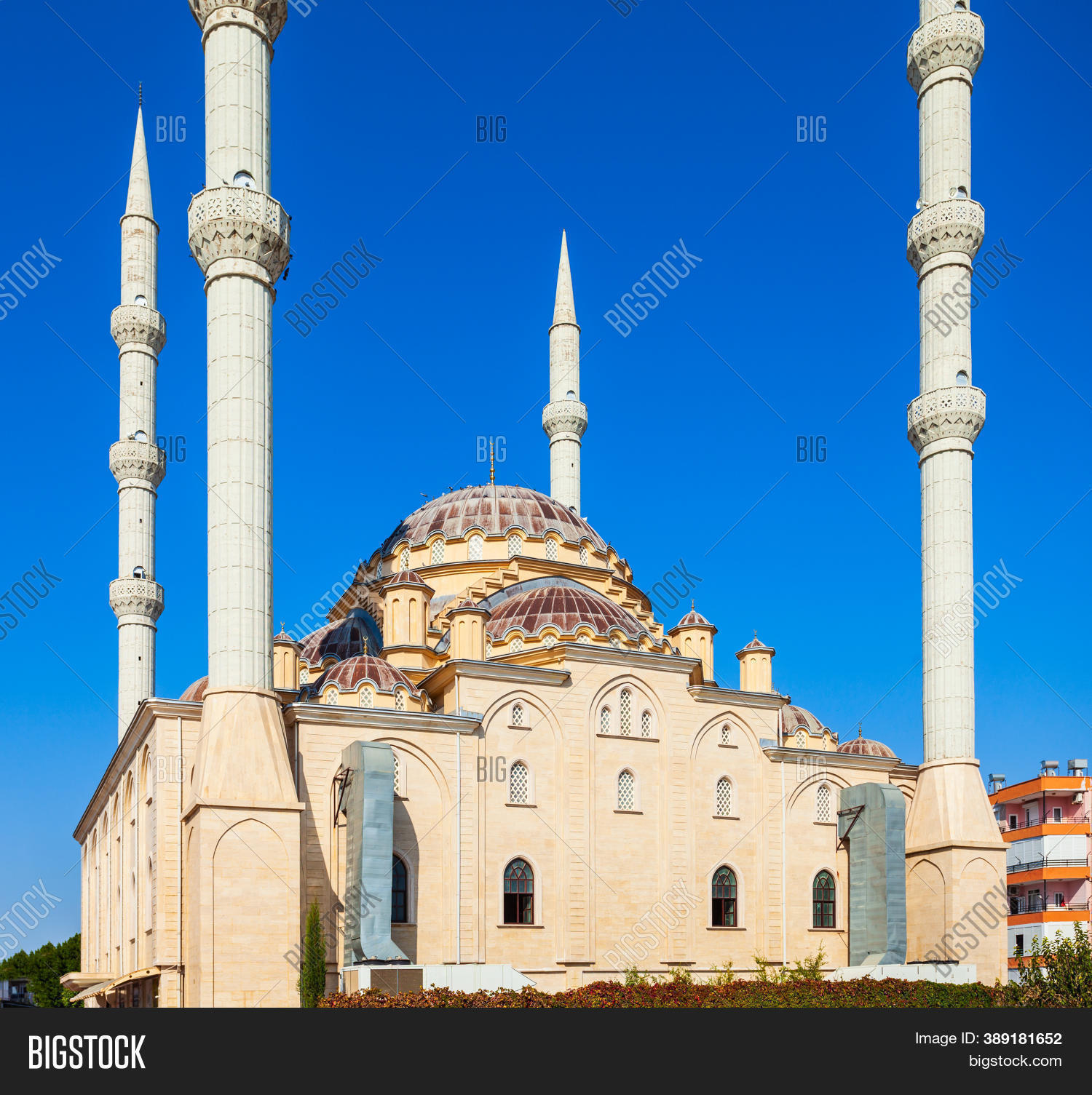 Merkez Kulliye Cami Image & Photo (Free Trial) | Bigstock