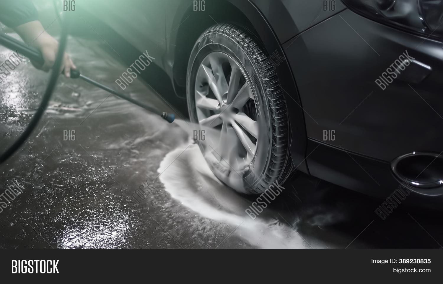 Car Wheel Washing Image & Photo (Free Trial) | Bigstock
