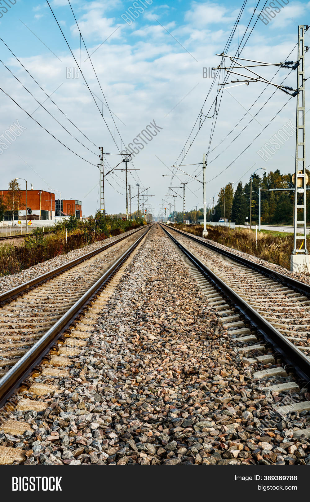 Two Lane Railroad Image & Photo (Free Trial) | Bigstock