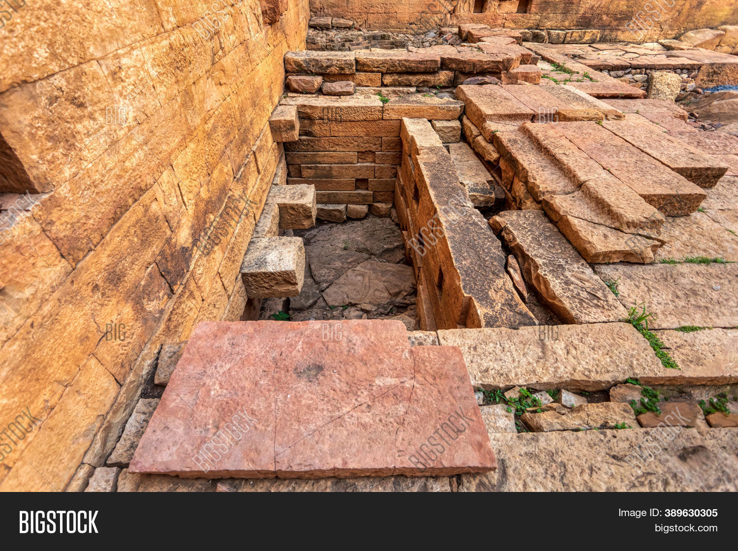 Sacrificial Altar Image & Photo (Free Trial) | Bigstock