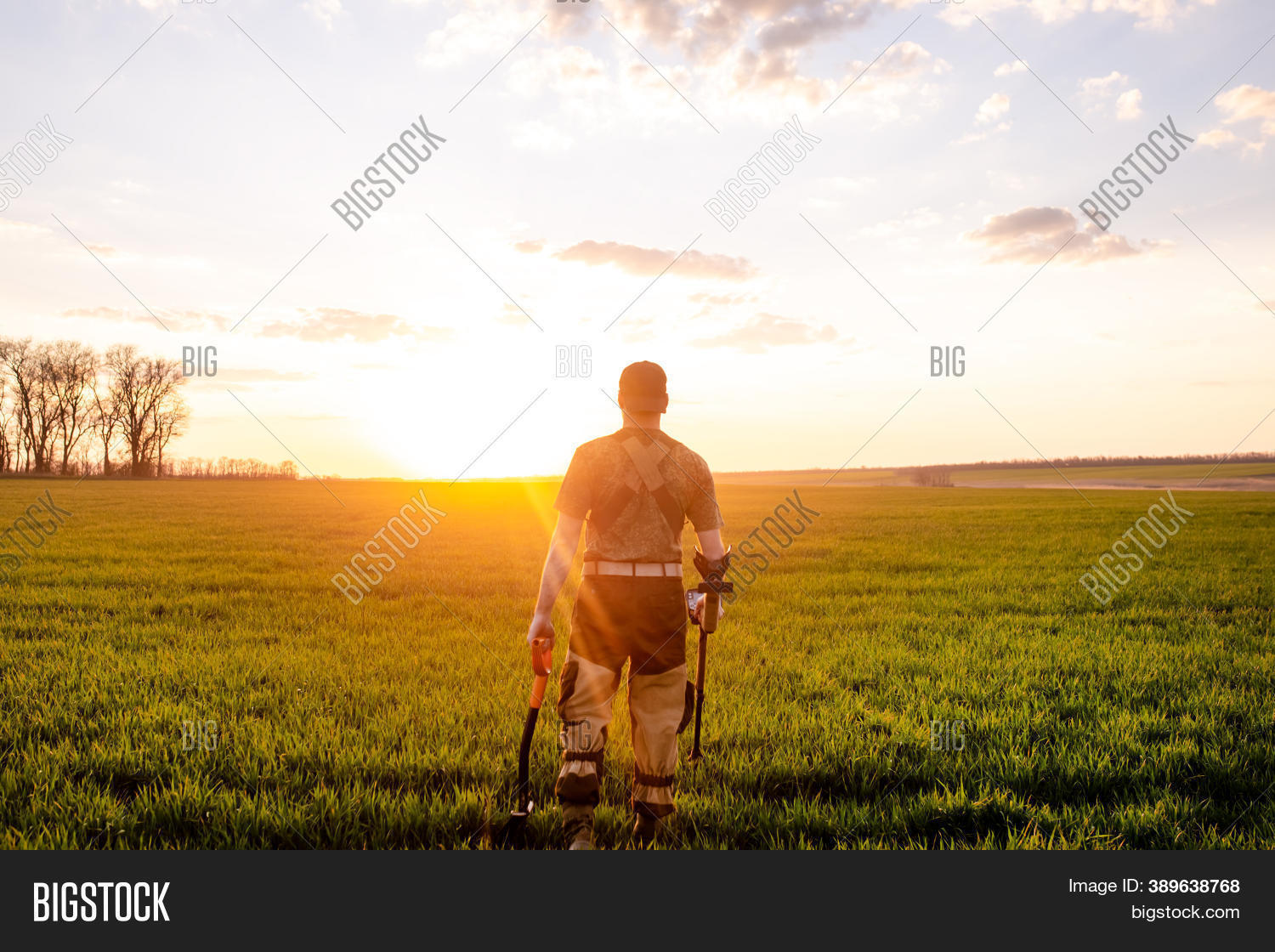 Man Looking Treasure Image & Photo (Free Trial) | Bigstock
