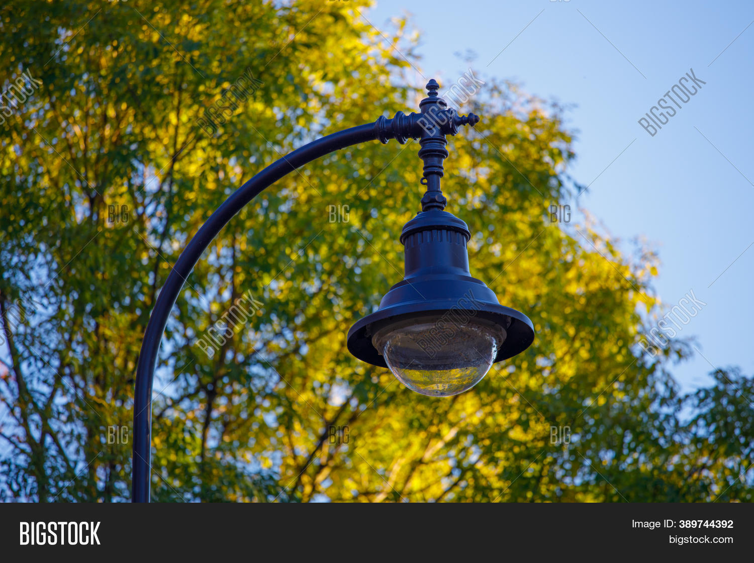 Street Lamp On Image & Photo (Free Trial) | Bigstock