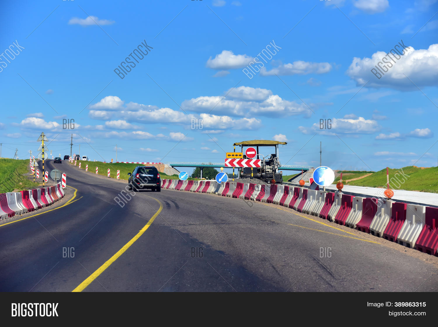 Temporary Traffic Image & Photo (Free Trial) | Bigstock