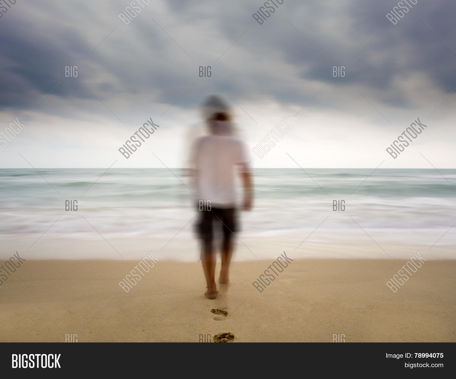 Back View Man Walking Image & Photo (Free Trial) | Bigstock