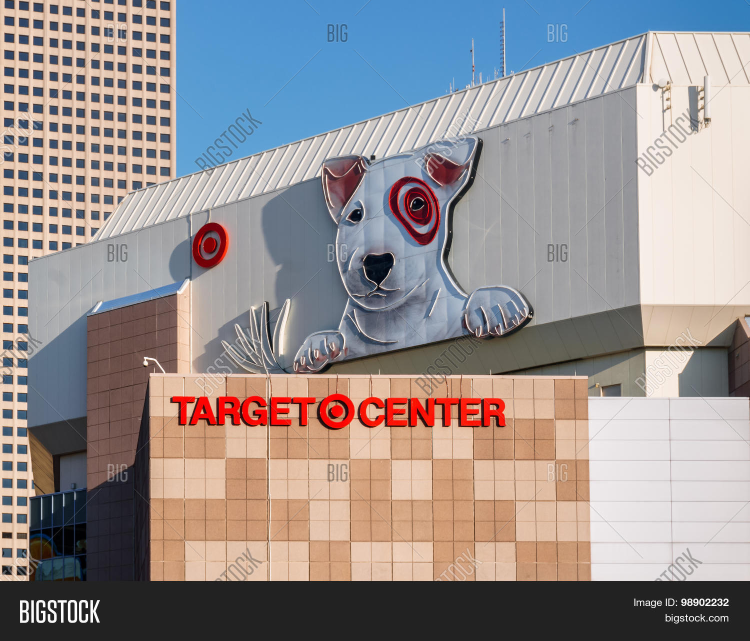 Target Center Exterior Image & Photo (Free Trial) | Bigstock