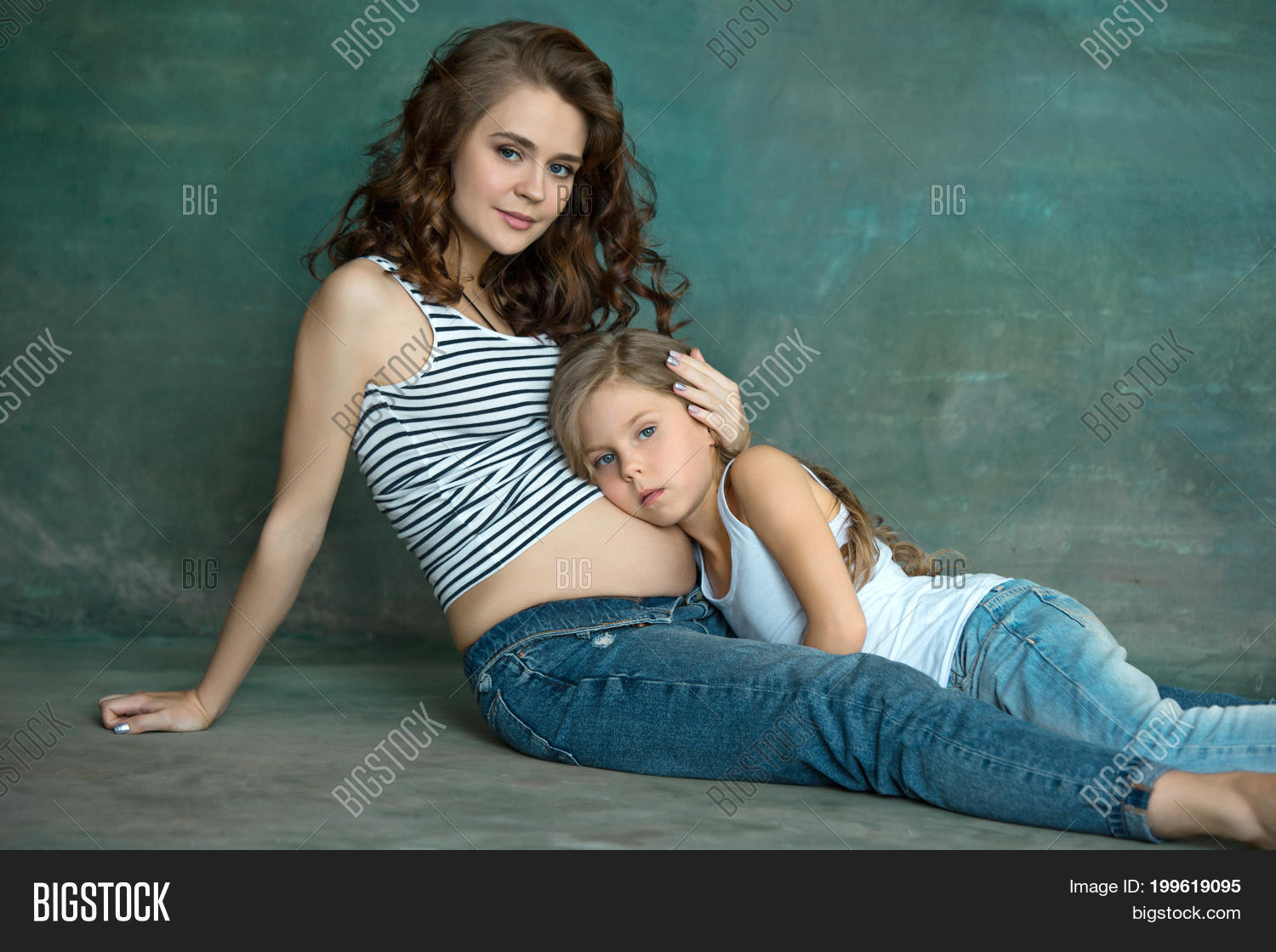 Pregnant Mother Teen Image And Photo Free Trial Bigstock