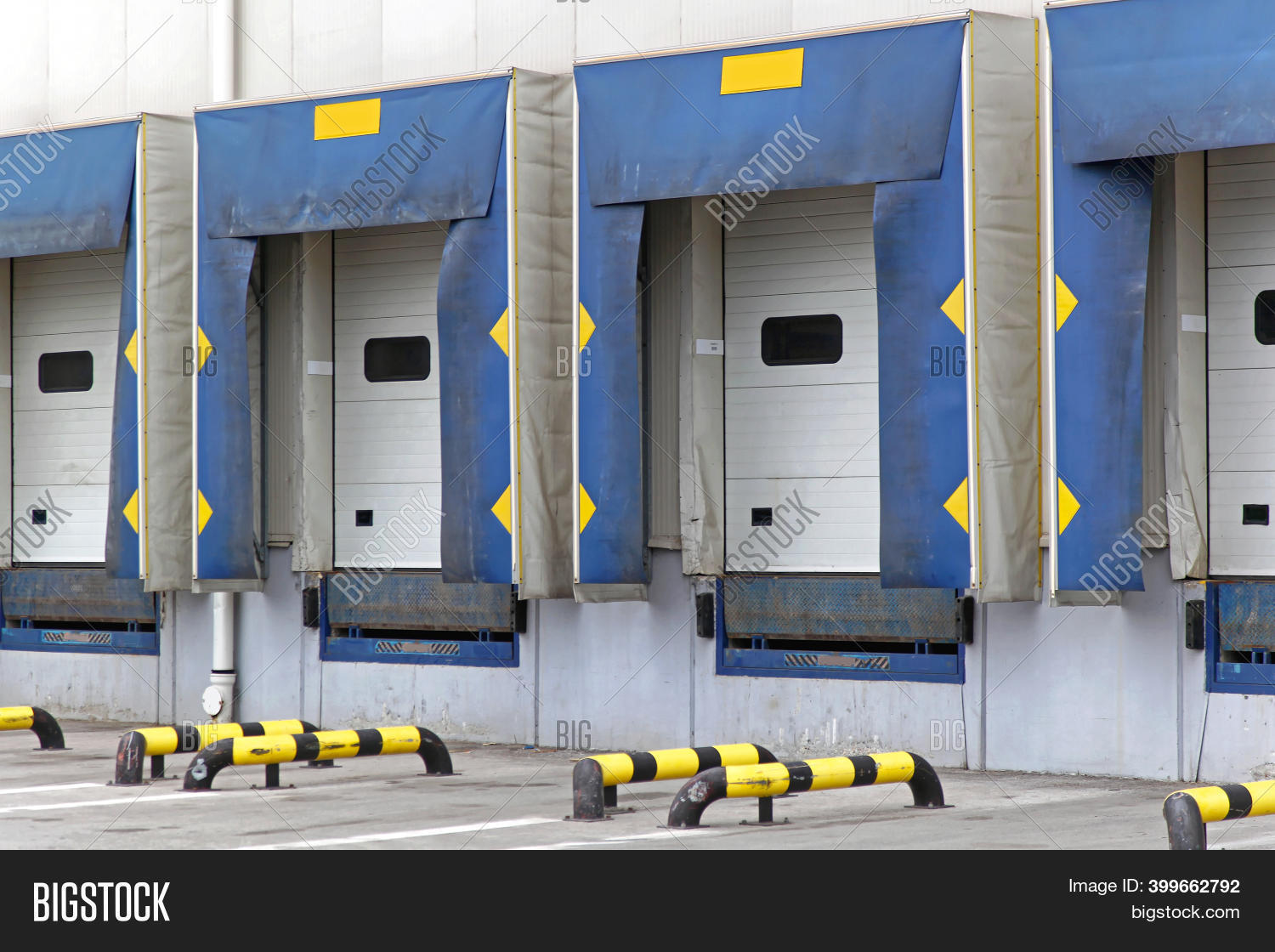 Loading Ramp Cargo Image & Photo (Free Trial) | Bigstock