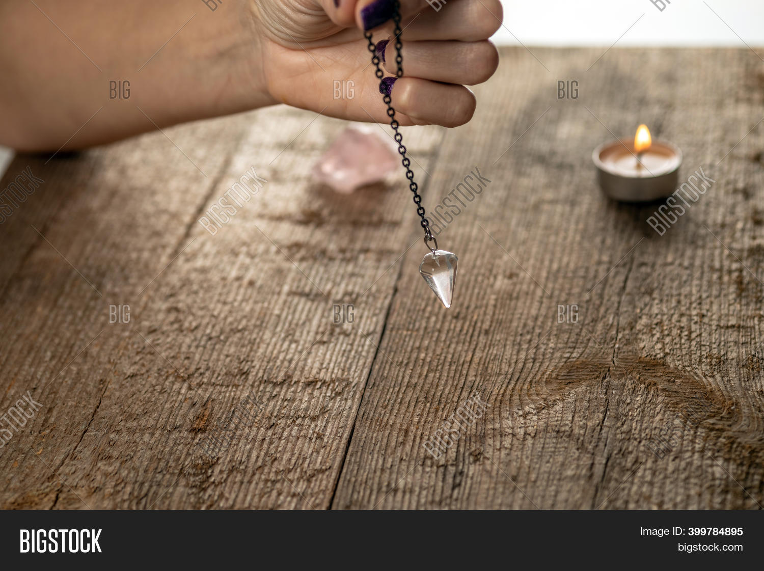 Pendulum On Chain Image & Photo (Free Trial) | Bigstock