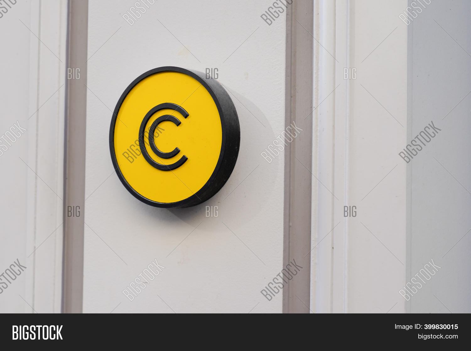 Cache Cache Sign Logo Image & Photo (Free Trial) | Bigstock
