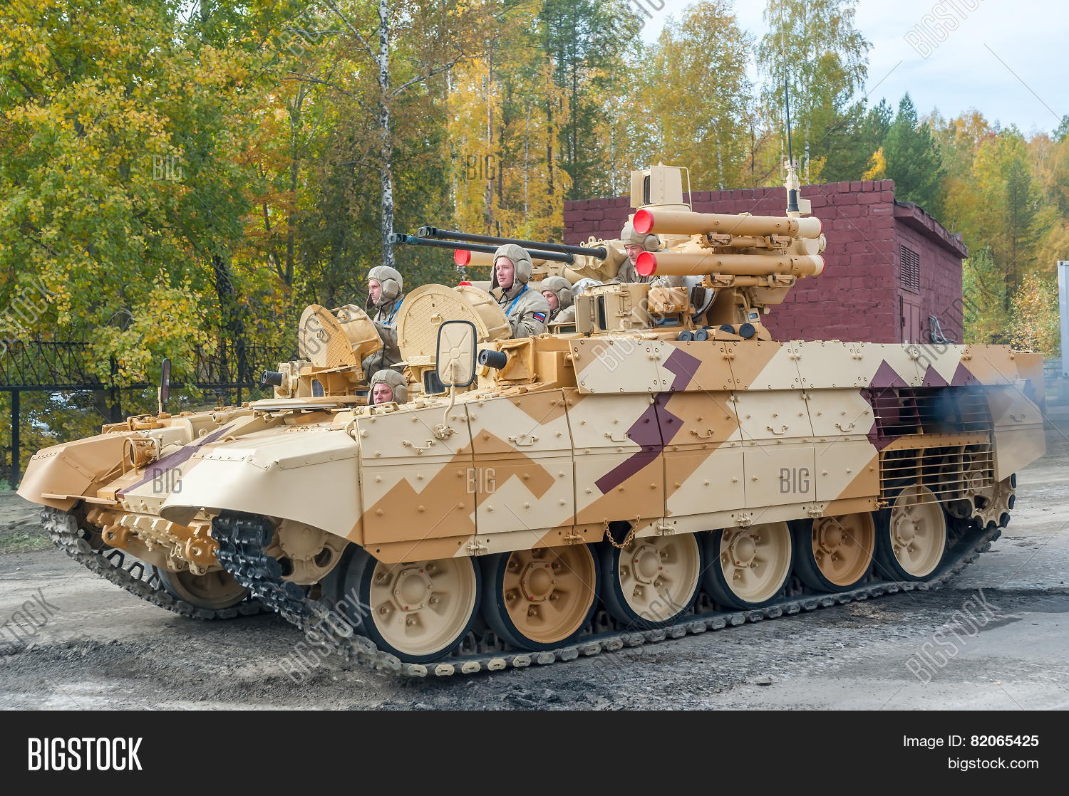 BMPT Ramka - Tank Support Fighting Vehicle Stock Photo & Stock Images ...