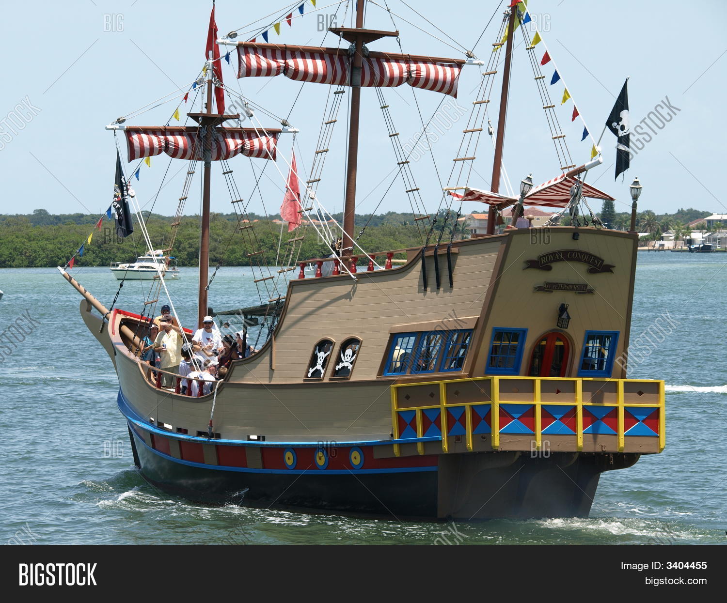 Pirate Ship Replica Image & Photo | Bigstock