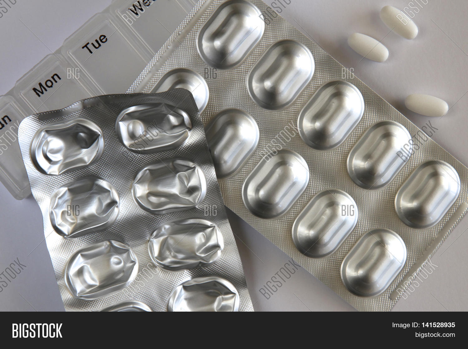 White Pills, Pill Packet Weekly Image & Photo | Bigstock