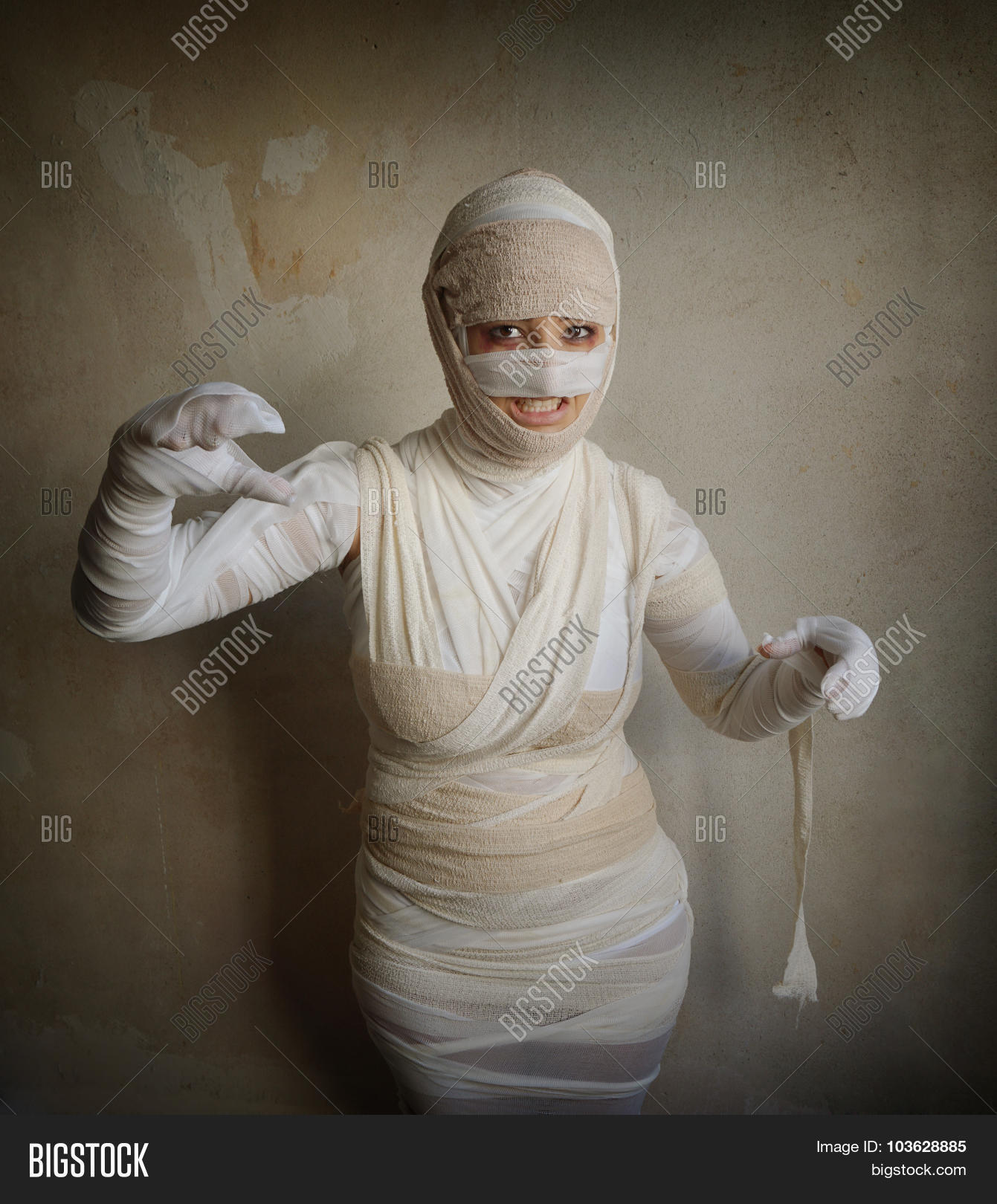 female mummy fletching teeth Stock Photo & Stock Images | Bigstock