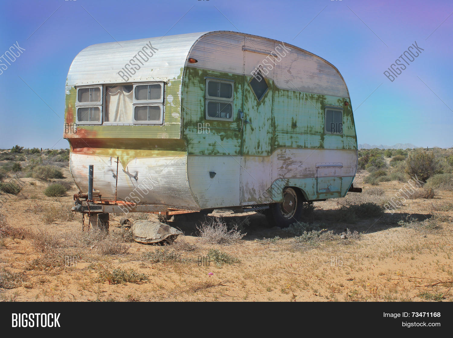Vintage Weathered Trailer Desert Image & Photo | Bigstock