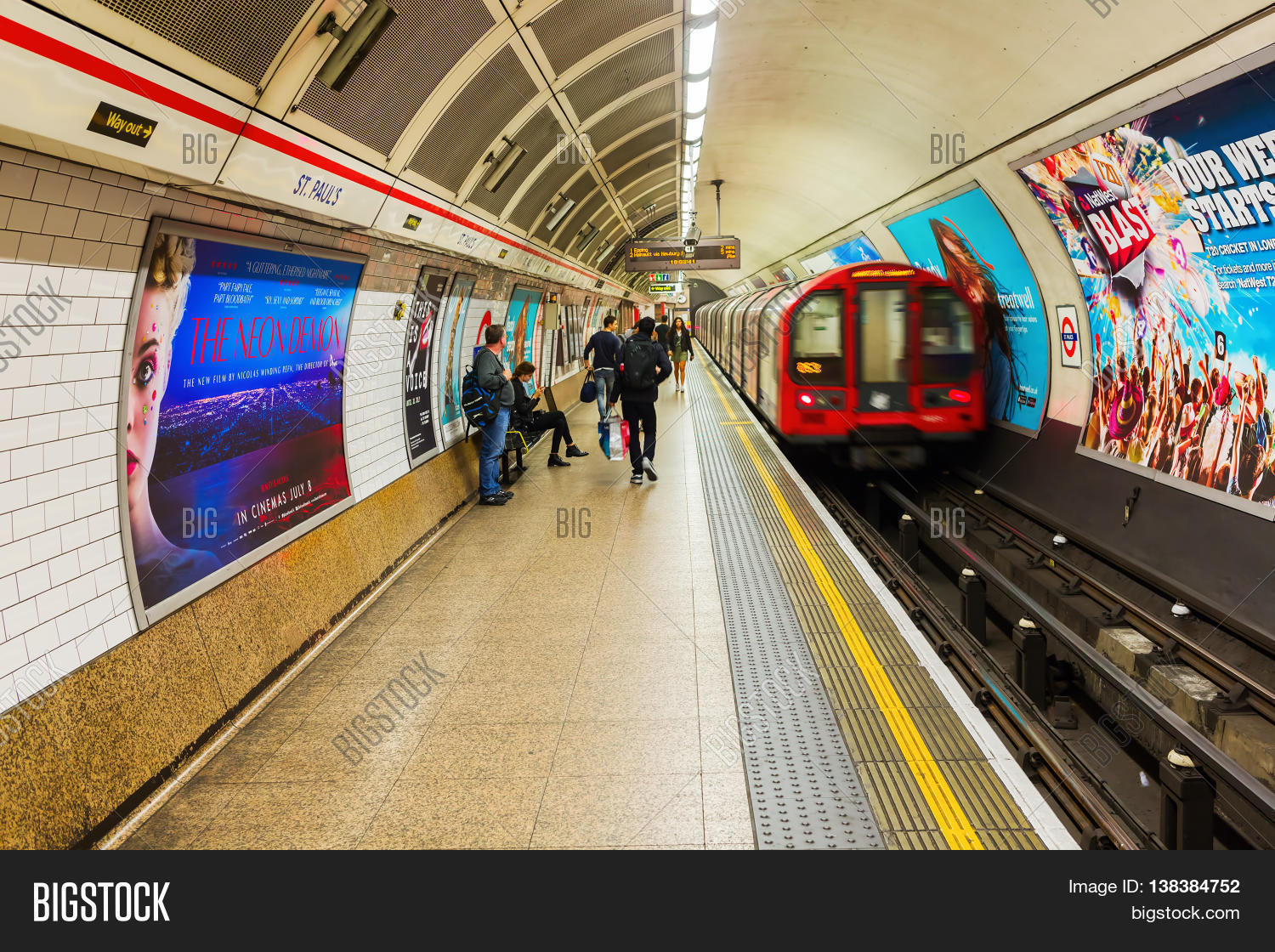 Platform Underground Station London Image & Photo | Bigstock